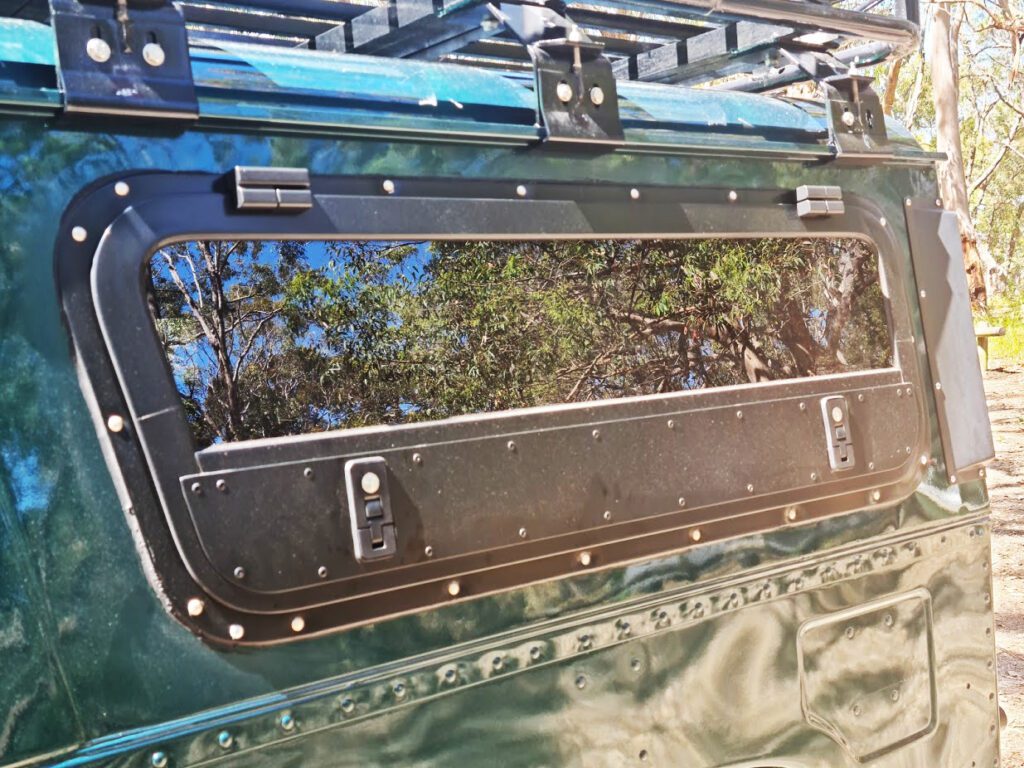 G T Gull Wing Windows - Hummer Products
